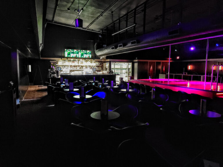 Peppermint Hippo Las Vegas - Overview, Photos, Prices & FAQ